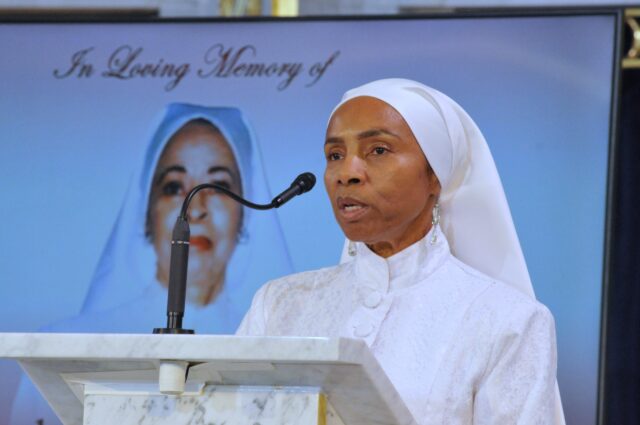 Mother Evelyn Muhammad, a beautiful, extraordinary woman of Allah (God ...